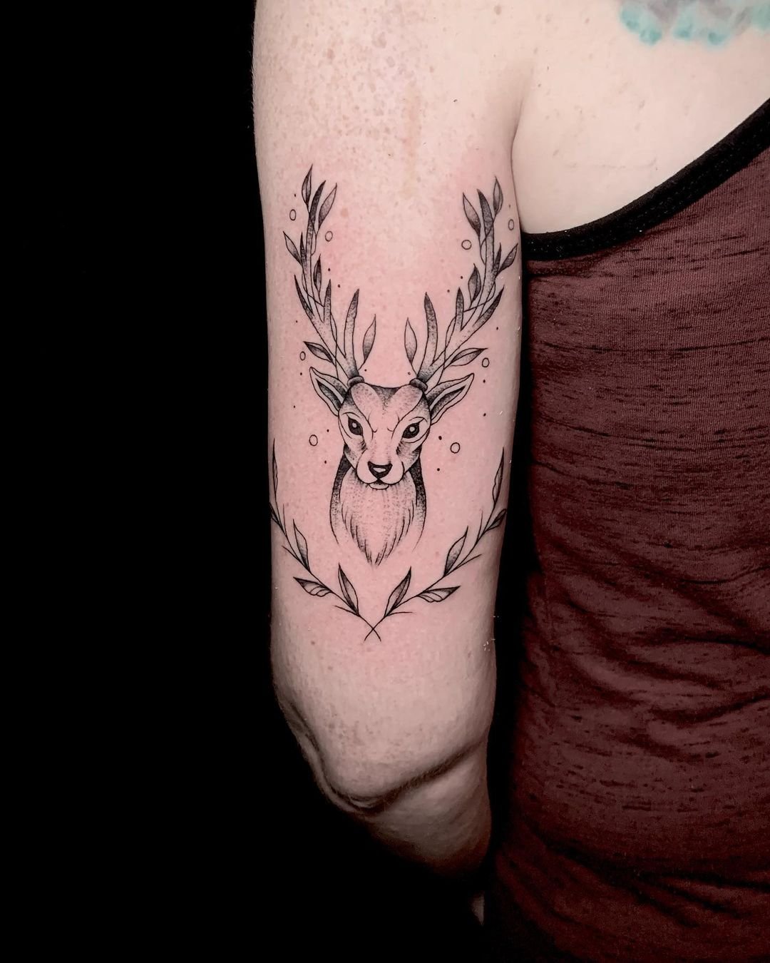 Tetování jelena - VeAn Czech